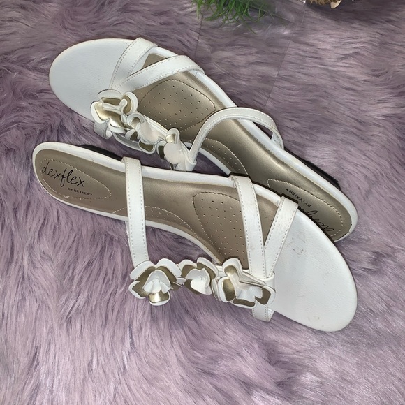 dexflex comfort | Shoes | Dexflex Comfort White Wedge Open Toe Sandal ...
